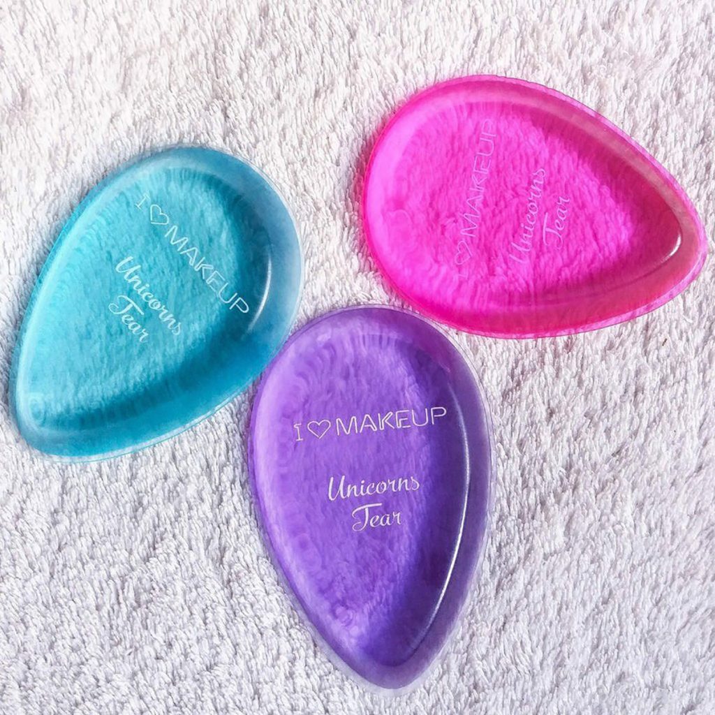 Revolution Tear Drop Silicone Sponge – Beauty Mind ll Beauty ...